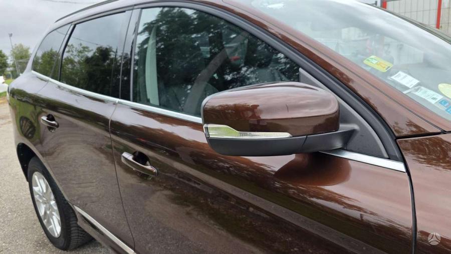 Brūns Volvo XC60 2014 Šauļi, ar dzinēja tilpumu 2.40 L un nobraukumu 274 tūkst. km par 12750 €, foto 16 vietnē AUTOMOTO.COM.LV