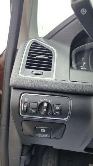 Brūns Volvo XC60 2014 Šauļi, ar dzinēja tilpumu 2.40 L un nobraukumu 274 tūkst. km par 12750 €, foto 26 vietnē AUTOMOTO.COM.LV