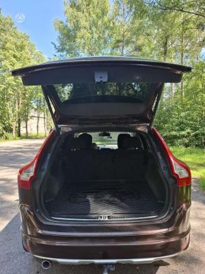 Brūns Volvo XC60 2014 Viļņa, ar dzinēja tilpumu 1.98 L un nobraukumu 295 tūkst. km par 12500 €, foto 6 vietnē AUTOMOTO.COM.LV