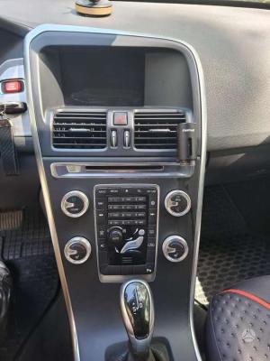 Brūns Volvo XC60 2014 Viļņa, ar dzinēja tilpumu 1.98 L un nobraukumu 295 tūkst. km par 12500 €, foto 8 vietnē AUTOMOTO.COM.LV