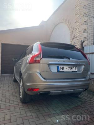 Brūns Volvo XC60 2014 Daugavpils, ar dzinēja tilpumu 2.00 L un nobraukumu 249 tūkst. km par 10900 €, foto 3 vietnē AUTOMOTO.COM.LV