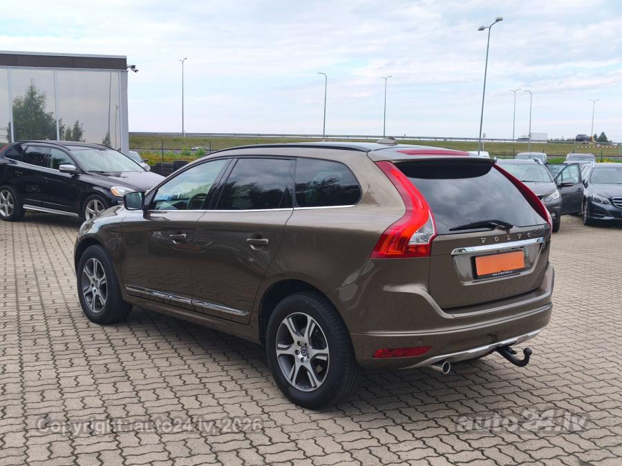 Brūns Volvo XC60 2014 Tartu, ar dzinēja tilpumu 2.00 L un nobraukumu 243 tūkst. km par 11790 €, foto 4 vietnē AUTOMOTO.COM.LV