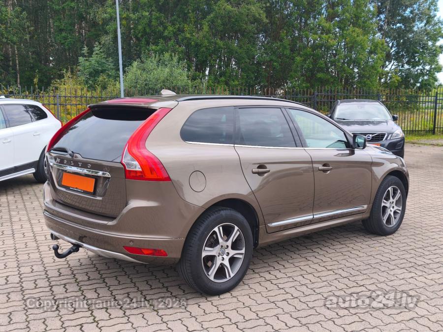 Brūns Volvo XC60 2014 Tartu, ar dzinēja tilpumu 2.00 L un nobraukumu 243 tūkst. km par 11790 €, foto 15 vietnē AUTOMOTO.COM.LV