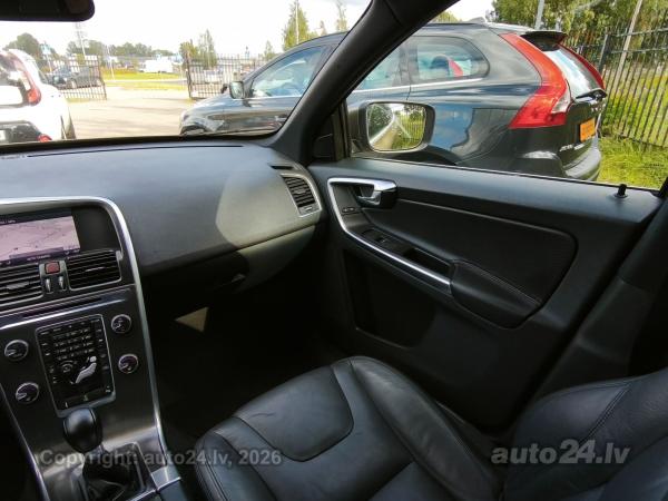 Brūns Volvo XC60 2014 Tartu, ar dzinēja tilpumu 2.00 L un nobraukumu 243 tūkst. km par 11790 €, foto 10 vietnē AUTOMOTO.COM.LV
