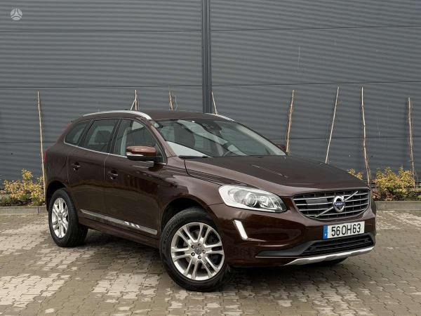 Brown Volvo XC60 2014 in Vilnius, with an engine capacity of 2.40 L and mileage of 300 thousand km for 10700 €, photo 6 on AUTOMOTO.COM.LV