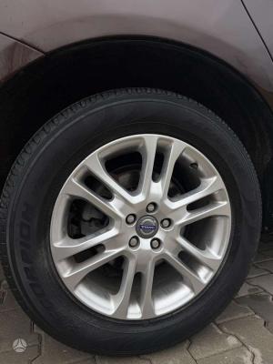 Brūns Volvo XC60 2014 Viļņa, ar dzinēja tilpumu 2.40 L un nobraukumu 300 tūkst. km par 10700 €, foto 9 vietnē AUTOMOTO.COM.LV
