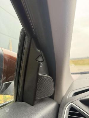 Brūns Volvo XC60 2014 Viļņa, ar dzinēja tilpumu 2.40 L un nobraukumu 300 tūkst. km par 10700 €, foto 19 vietnē AUTOMOTO.COM.LV