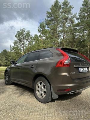 Brūns Volvo XC60 2014 Valmiera, ar dzinēja tilpumu 2.40 L un nobraukumu 210 tūkst. km par 9700 €, foto 4 vietnē AUTOMOTO.COM.LV