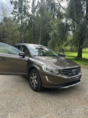 Brūns Volvo XC60 2014 Valmiera, ar dzinēja tilpumu 2.40 L un nobraukumu 210 tūkst. km par 9700 €, foto 10 vietnē AUTOMOTO.COM.LV