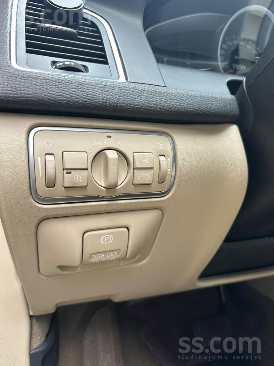Brūns Volvo XC60 2014 Valmiera, ar dzinēja tilpumu 2.40 L un nobraukumu 210 tūkst. km par 9700 €, foto 13 vietnē AUTOMOTO.COM.LV