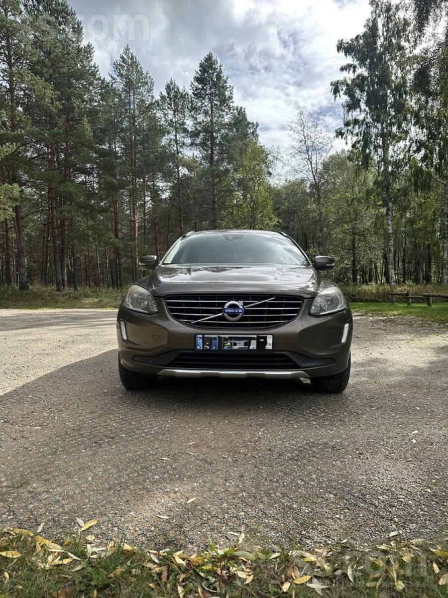 Brūns Volvo XC60 2014 Valmiera, ar dzinēja tilpumu 2.40 L un nobraukumu 210 tūkst. km par 9700 €, foto 18 vietnē AUTOMOTO.COM.LV