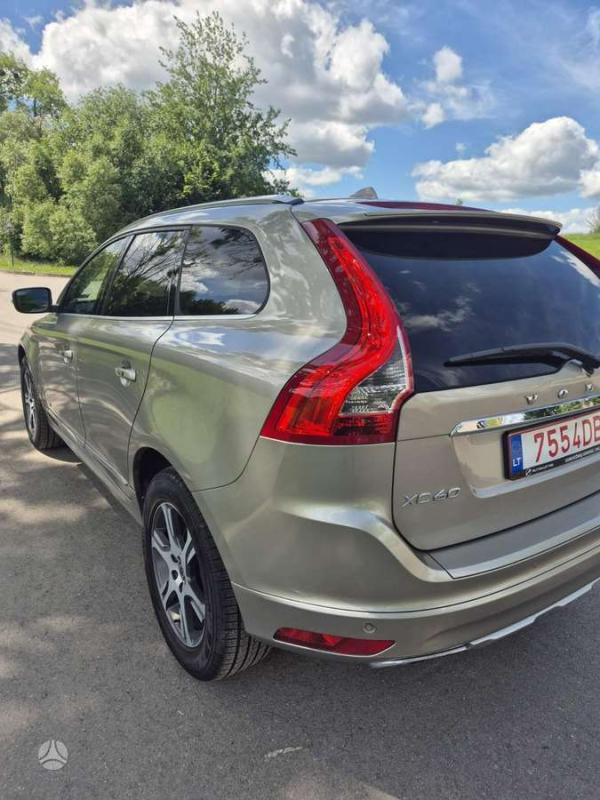 Brūns Volvo XC60 2015 Kauņa, ar dzinēja tilpumu 2.95 L un nobraukumu 218 tūkst. km par 10350 €, foto 4 vietnē AUTOMOTO.COM.LV