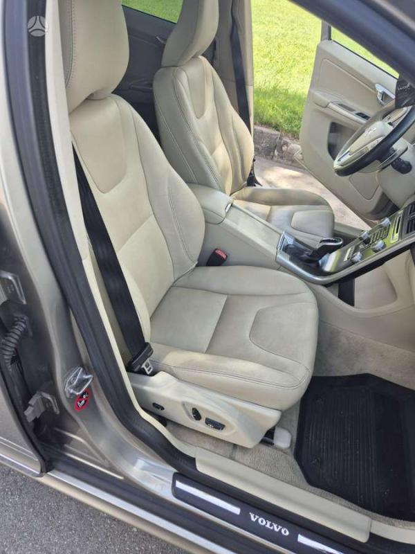 Brūns Volvo XC60 2015 Kauņa, ar dzinēja tilpumu 2.95 L un nobraukumu 218 tūkst. km par 10350 €, foto 8 vietnē AUTOMOTO.COM.LV