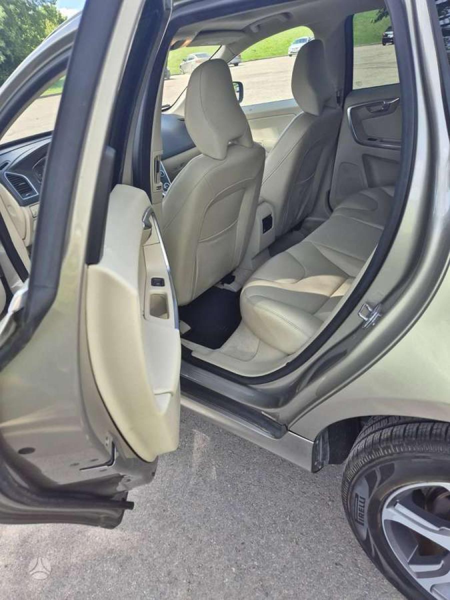 Brūns Volvo XC60 2015 Kauņa, ar dzinēja tilpumu 2.95 L un nobraukumu 218 tūkst. km par 10350 €, foto 11 vietnē AUTOMOTO.COM.LV