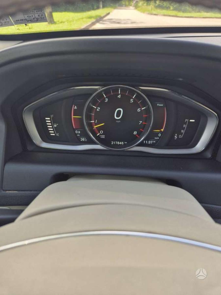 Brūns Volvo XC60 2015 Kauņa, ar dzinēja tilpumu 2.95 L un nobraukumu 218 tūkst. km par 10350 €, foto 13 vietnē AUTOMOTO.COM.LV