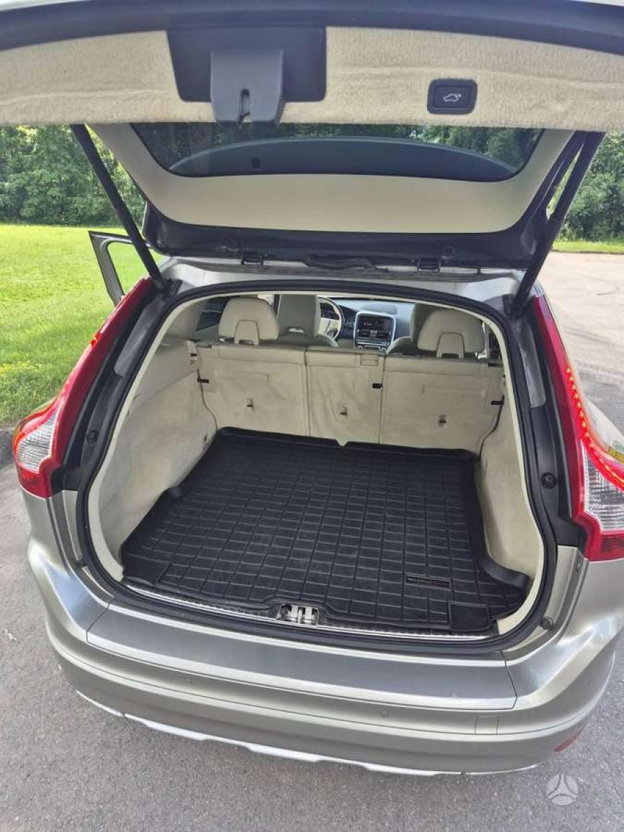 Brūns Volvo XC60 2015 Kauņa, ar dzinēja tilpumu 2.95 L un nobraukumu 218 tūkst. km par 10350 €, foto 15 vietnē AUTOMOTO.COM.LV