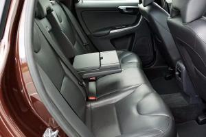 Brūns Volvo XC60 2015 Rīga, ar dzinēja tilpumu 2.00 L un nobraukumu 227 tūkst. km par 9900 €, foto 13 vietnē AUTOMOTO.COM.LV