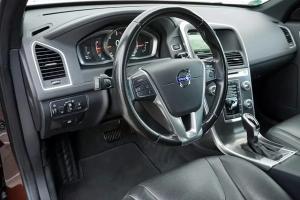 Brūns Volvo XC60 2015 Rīga, ar dzinēja tilpumu 2.00 L un nobraukumu 227 tūkst. km par 9900 €, foto 15 vietnē AUTOMOTO.COM.LV