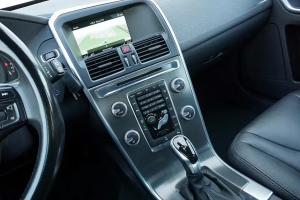 Brūns Volvo XC60 2015 Rīga, ar dzinēja tilpumu 2.00 L un nobraukumu 227 tūkst. km par 9900 €, foto 18 vietnē AUTOMOTO.COM.LV