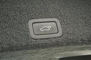 Brūns Volvo XC60 2015 Rīga, ar dzinēja tilpumu 2.00 L un nobraukumu 227 tūkst. km par 9900 €, foto 21 vietnē AUTOMOTO.COM.LV