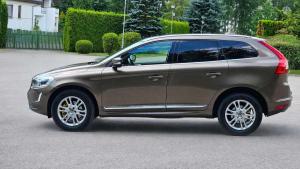 Brūns Volvo XC60 2015 Elektrėnai, ar dzinēja tilpumu 2.40 L un nobraukumu 232 tūkst. km par 15300 €, foto 4 vietnē AUTOMOTO.COM.LV