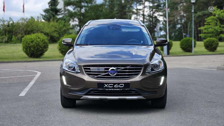 Brūns Volvo XC60 2015 Elektrėnai, ar dzinēja tilpumu 2.40 L un nobraukumu 232 tūkst. km par 15300 €, foto 12 vietnē AUTOMOTO.COM.LV