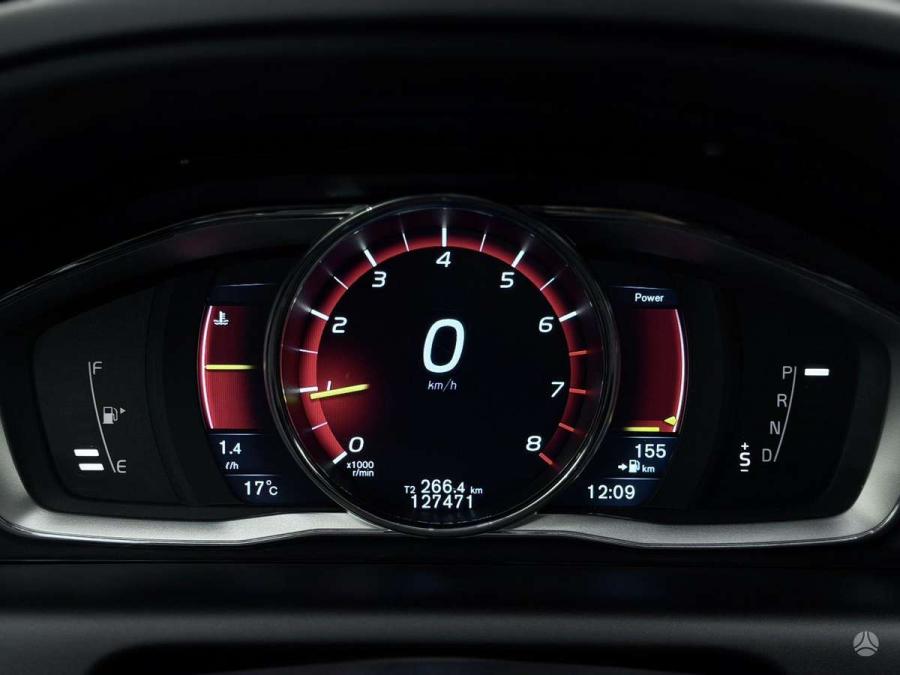 Коричневый Вольво ХС60 2015 в Вильнюс, объемом двигателя 1.97 л и пробегом 127 тыс. км за 13490 €, фото 31 на AUTOMOTO.COM.LV