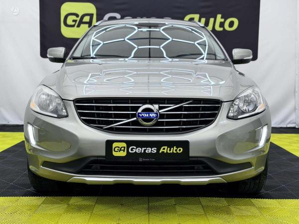Brūns Volvo XC60 2015 Viļņa, ar dzinēja tilpumu 1.97 L un nobraukumu 127 tūkst. km par 12990 €, foto 2 vietnē AUTOMOTO.COM.LV