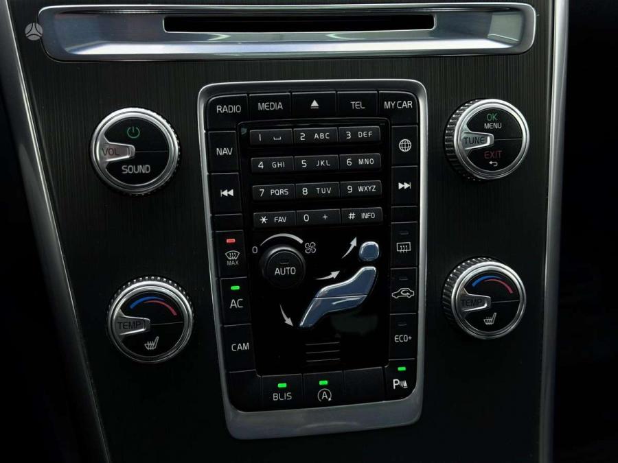 Brown Volvo XC60 2015 in Vilnius, with an engine capacity of 1.97 L and mileage of 127 thousand km for 12900 €, photo 26 on AUTOMOTO.COM.LV