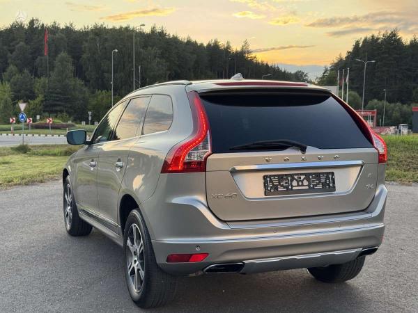 Brūns Volvo XC60 2015 Alīta, ar dzinēja tilpumu 1.97 L un nobraukumu 222 tūkst. km par 11999 €, foto 4 vietnē AUTOMOTO.COM.LV