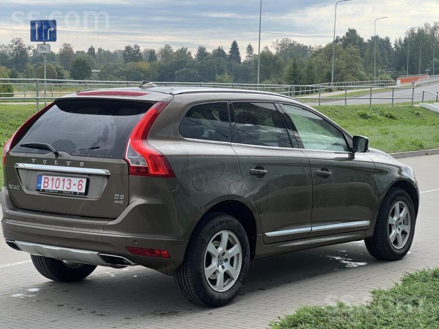 Brown Volvo XC60 2015 in Rezekne, with an engine capacity of 2.40 L and mileage of 168 thousand km for 15990 €, photo 7 on AUTOMOTO.COM.LV