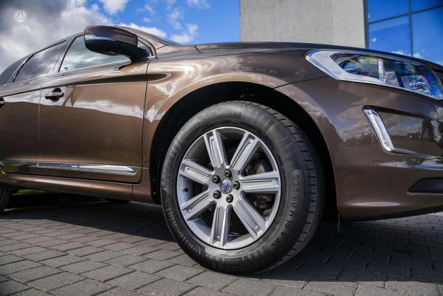 Brūns Volvo XC60 2015 Kauņa, ar dzinēja tilpumu 2.40 L un nobraukumu 270 tūkst. km par 12950 €, foto 5 vietnē AUTOMOTO.COM.LV