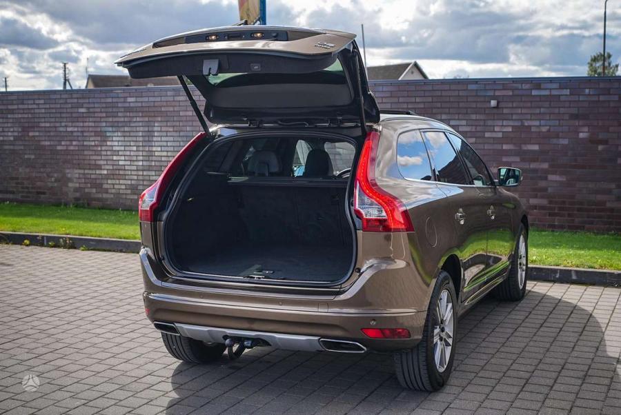 Brūns Volvo XC60 2015 Kauņa, ar dzinēja tilpumu 2.40 L un nobraukumu 270 tūkst. km par 12950 €, foto 10 vietnē AUTOMOTO.COM.LV