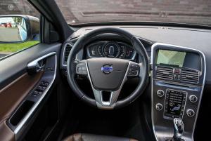 Brūns Volvo XC60 2015 Kauņa, ar dzinēja tilpumu 2.40 L un nobraukumu 270 tūkst. km par 12950 €, foto 14 vietnē AUTOMOTO.COM.LV