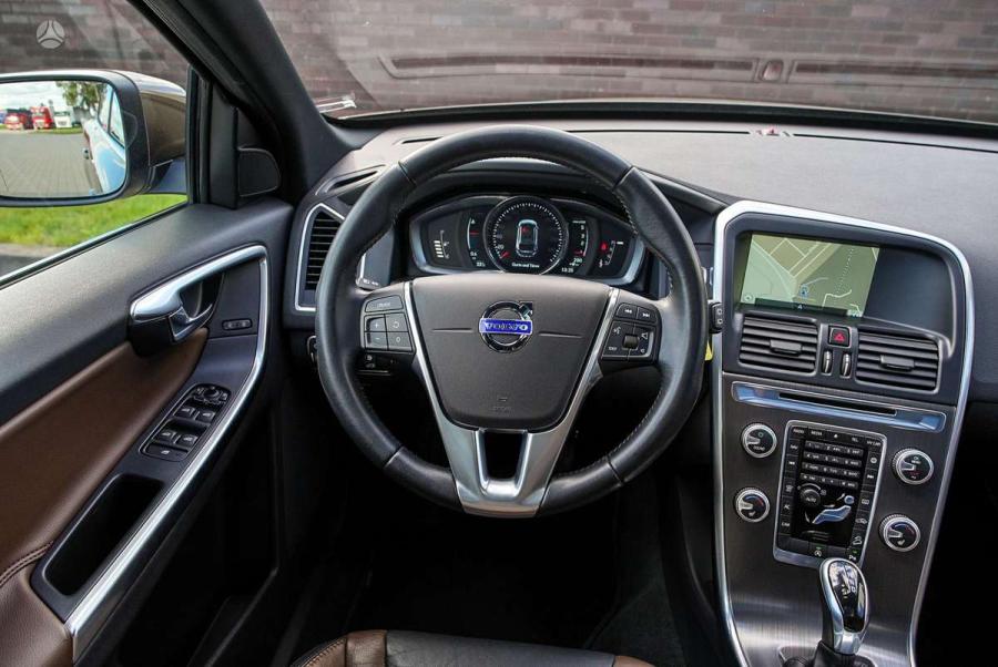 Brūns Volvo XC60 2015 Kauņa, ar dzinēja tilpumu 2.40 L un nobraukumu 270 tūkst. km par 12950 €, foto 14 vietnē AUTOMOTO.COM.LV