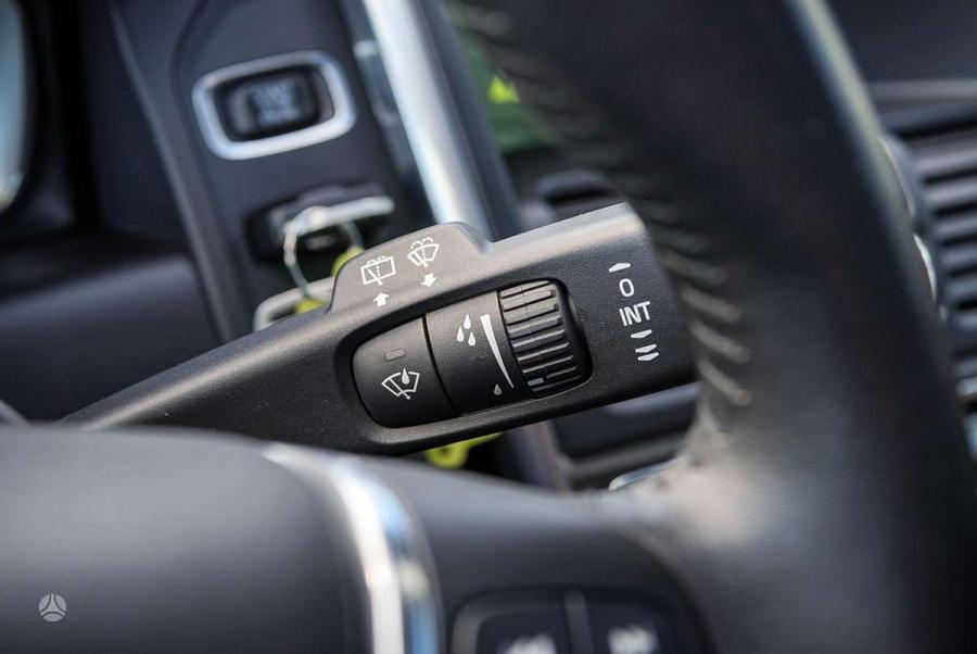Brūns Volvo XC60 2015 Kauņa, ar dzinēja tilpumu 2.40 L un nobraukumu 270 tūkst. km par 12950 €, foto 20 vietnē AUTOMOTO.COM.LV