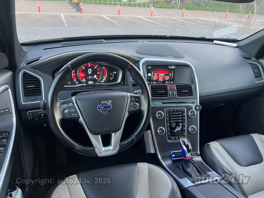 Brūns Volvo XC60 2015 Tartu, ar dzinēja tilpumu 2.40 L un nobraukumu 221 tūkst. km par 14999 €, foto 10 vietnē AUTOMOTO.COM.LV