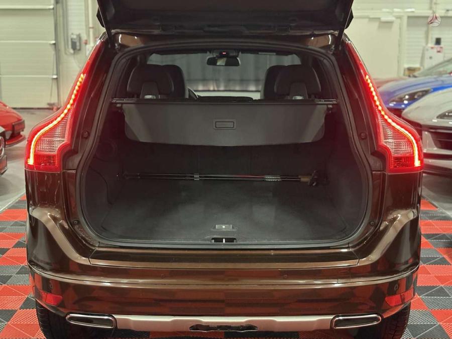 Brown Volvo XC60 2016 in Vilnius, with an engine capacity of 1.97 L and mileage of 153 thousand km for 16990 €, photo 27 on AUTOMOTO.COM.LV