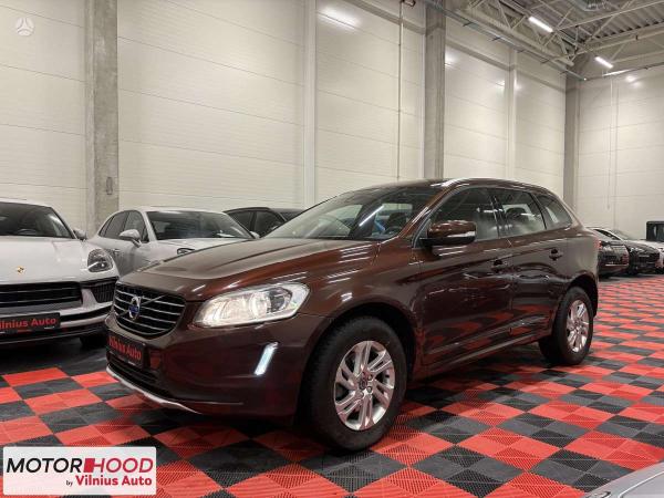 Brown Volvo XC60 2016 in Vilnius, with an engine capacity of 1.97 L and mileage of 153 thousand km for 15990 €, photo 1 on AUTOMOTO.COM.LV