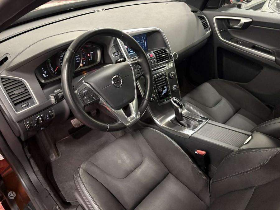 Brūns Volvo XC60 2016 Viļņa, ar dzinēja tilpumu 1.97 L un nobraukumu 153 tūkst. km par 15990 €, foto 10 vietnē AUTOMOTO.COM.LV