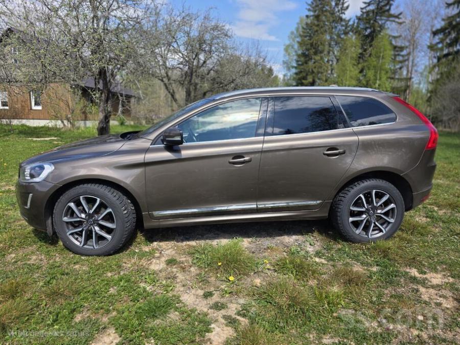 Brūns Volvo XC60 2016 Rīga, ar dzinēja tilpumu 2.00 L un nobraukumu 278 tūkst. km par 16300 €, foto 4 vietnē AUTOMOTO.COM.LV