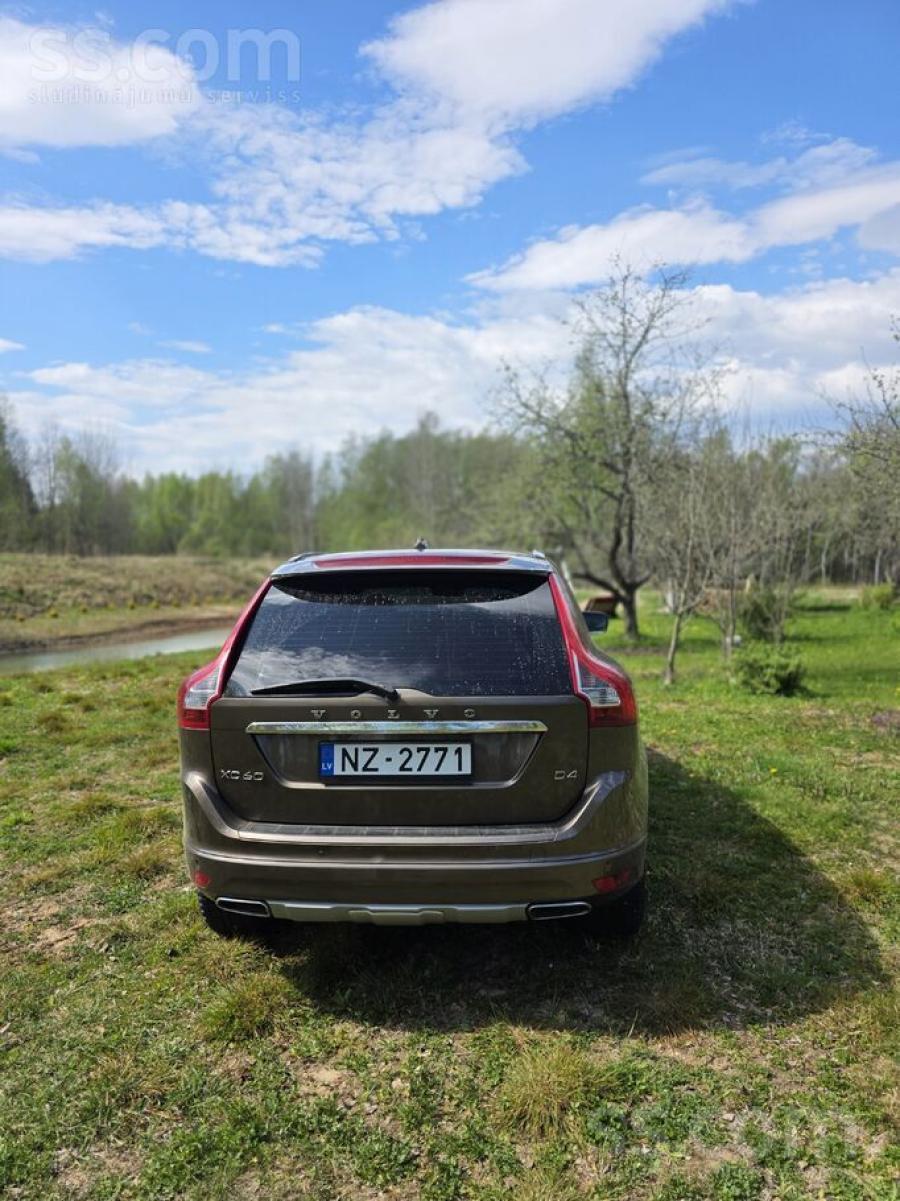 Brūns Volvo XC60 2016 Rīga, ar dzinēja tilpumu 2.00 L un nobraukumu 278 tūkst. km par 16300 €, foto 6 vietnē AUTOMOTO.COM.LV