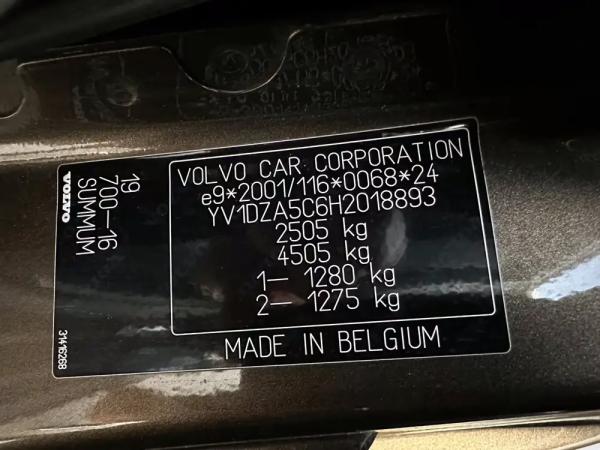 Коричневый Вольво ХС60 2016 в Рига, объемом двигателя 2.40 л и пробегом 156 тыс. км за 14500 €, фото 9 на AUTOMOTO.COM.LV