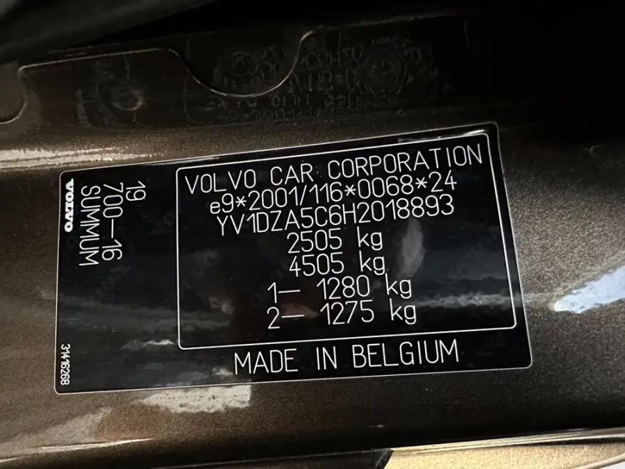 Brūns Volvo XC60 2016 Rīga, ar dzinēja tilpumu 2.40 L un nobraukumu 156 tūkst. km par 14500 €, foto 10 vietnē AUTOMOTO.COM.LV
