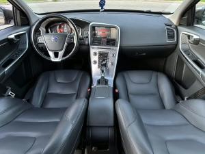 Brūns Volvo XC60 2016 Rīga, ar dzinēja tilpumu 2.40 L un nobraukumu 156 tūkst. km par 14500 €, foto 18 vietnē AUTOMOTO.COM.LV