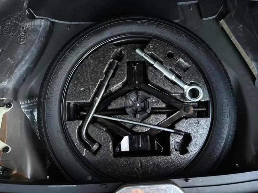 Brūns Volvo XC60 2016 Rīga, ar dzinēja tilpumu 2.40 L un nobraukumu 156 tūkst. km par 14500 €, foto 29 vietnē AUTOMOTO.COM.LV