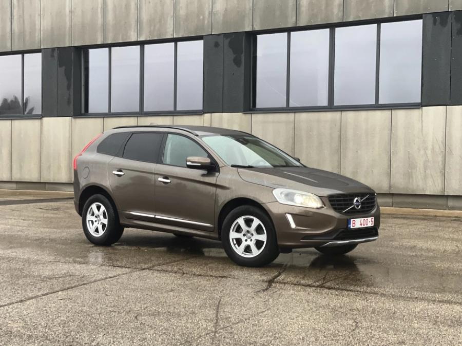 Brūns Volvo XC60 2016 Rīga, ar dzinēja tilpumu 2.00 L un nobraukumu 289 tūkst. km par 12990 €, foto 3 vietnē AUTOMOTO.COM.LV