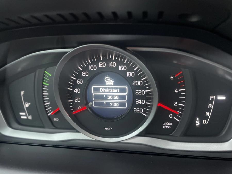 Brūns Volvo XC60 2016 Rīga, ar dzinēja tilpumu 2.00 L un nobraukumu 289 tūkst. km par 12990 €, foto 6 vietnē AUTOMOTO.COM.LV