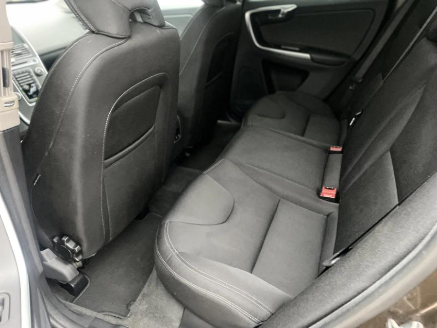 Brūns Volvo XC60 2016 Rīga, ar dzinēja tilpumu 2.00 L un nobraukumu 289 tūkst. km par 12990 €, foto 11 vietnē AUTOMOTO.COM.LV