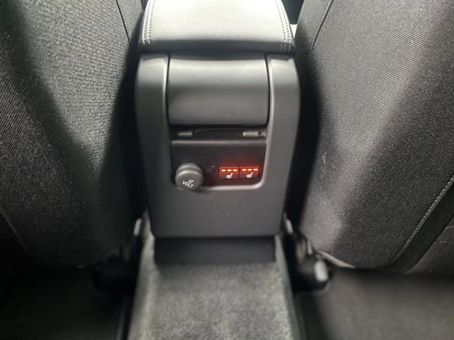 Brūns Volvo XC60 2016 Rīga, ar dzinēja tilpumu 2.00 L un nobraukumu 289 tūkst. km par 12990 €, foto 12 vietnē AUTOMOTO.COM.LV